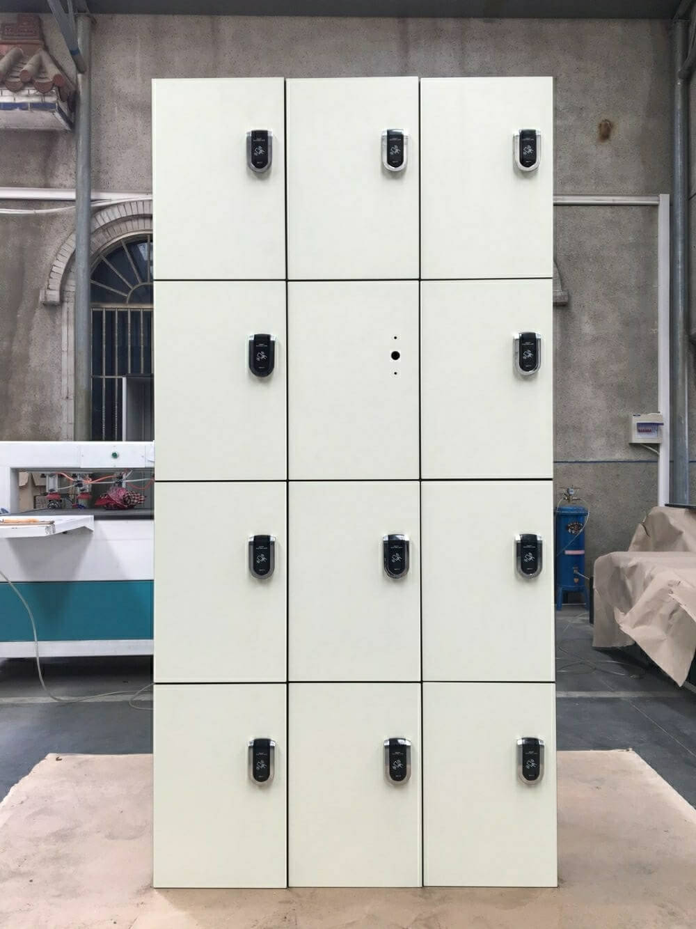 Brikley Phenolic Lockers For The Public Places, High Pressure Laminate ...